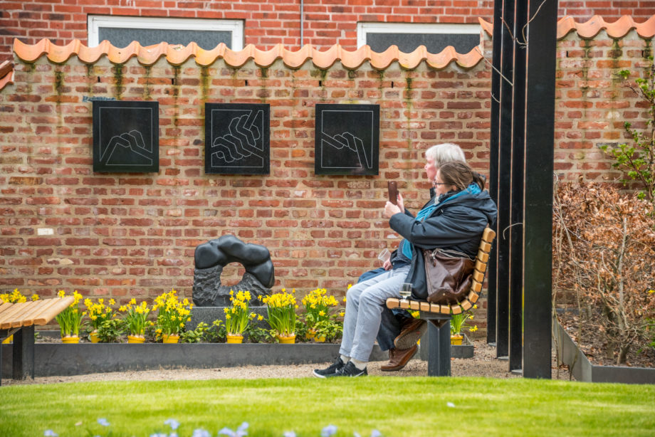 VARDE GARTEN & Von Lügenhals - kro, hotel, kunst & musik